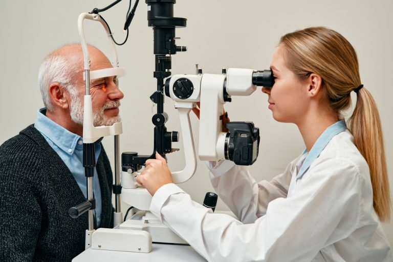 What Cataract Lens is Right For You? Here’s How to Choose - Eye Center ...
